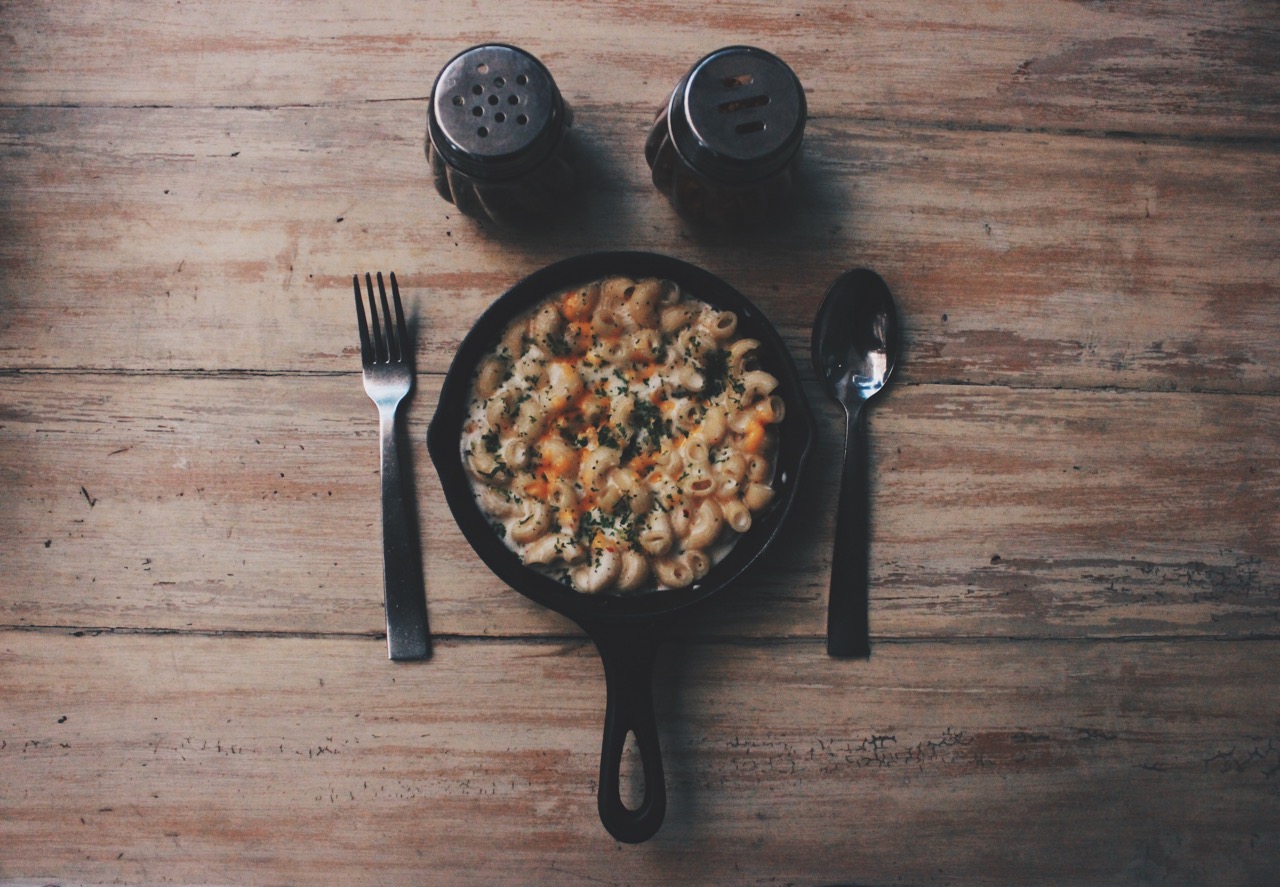 What Goes Well With Mac and Cheese? - Good Food Mama